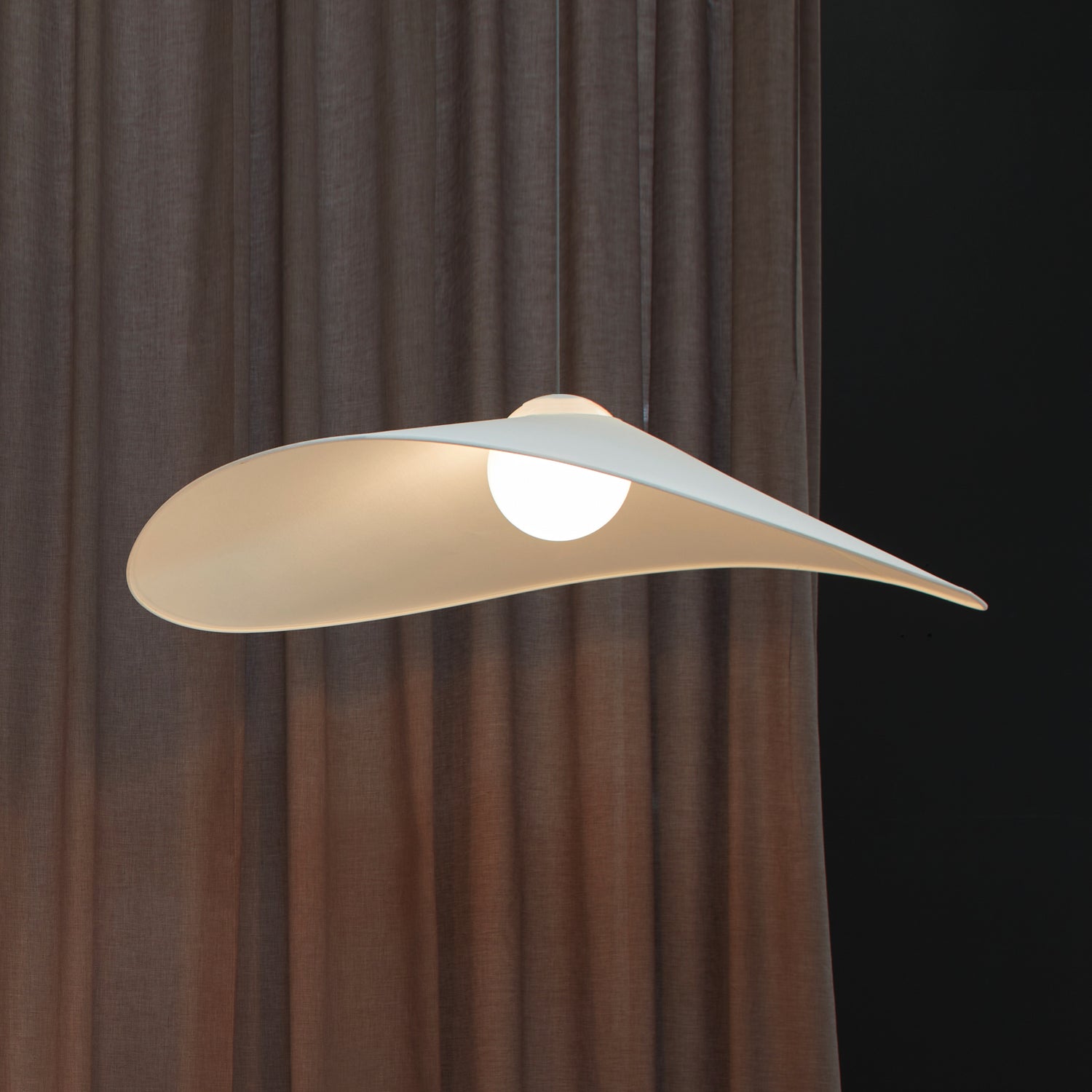 LOJA Pendant Ø90 – Pendant by Sebastian Herkner – Midgard Licht