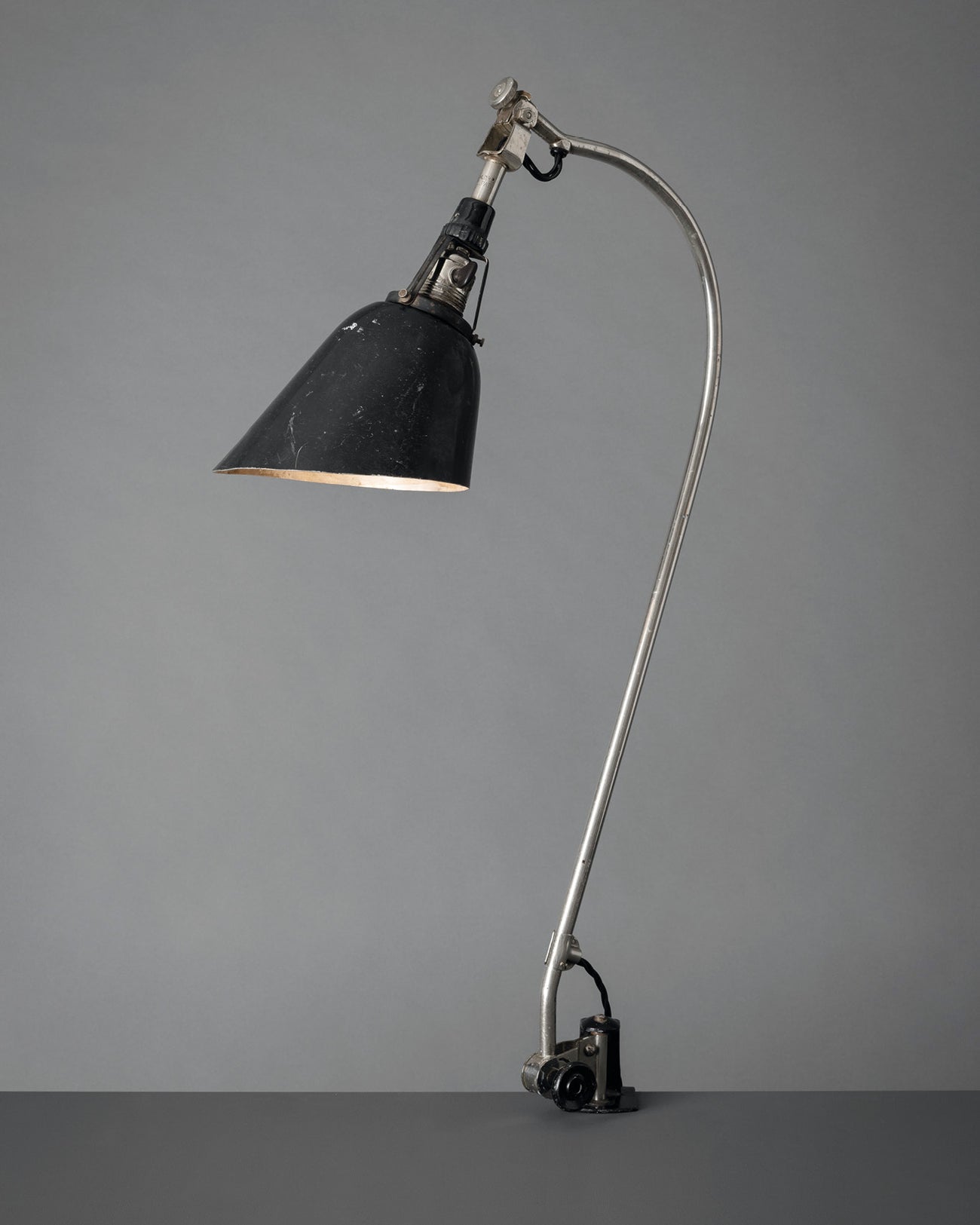 TYP 113 | BAUHAUS LAMP – Midgard Licht